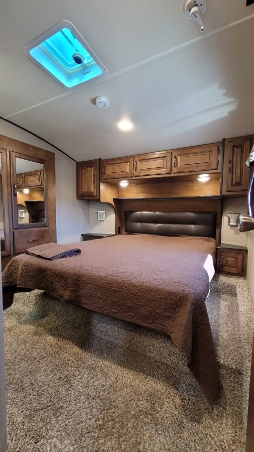 Used 2016 Grand Design RV 303rls Fifth Wheel For Sale Wenatchee, Washington